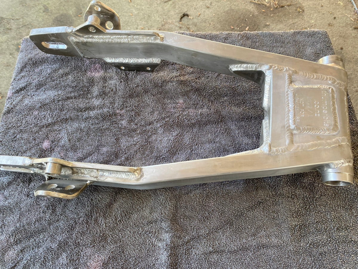 TT XT500 alloy swingarm.outof stock, special order. – Thumperbits NZ